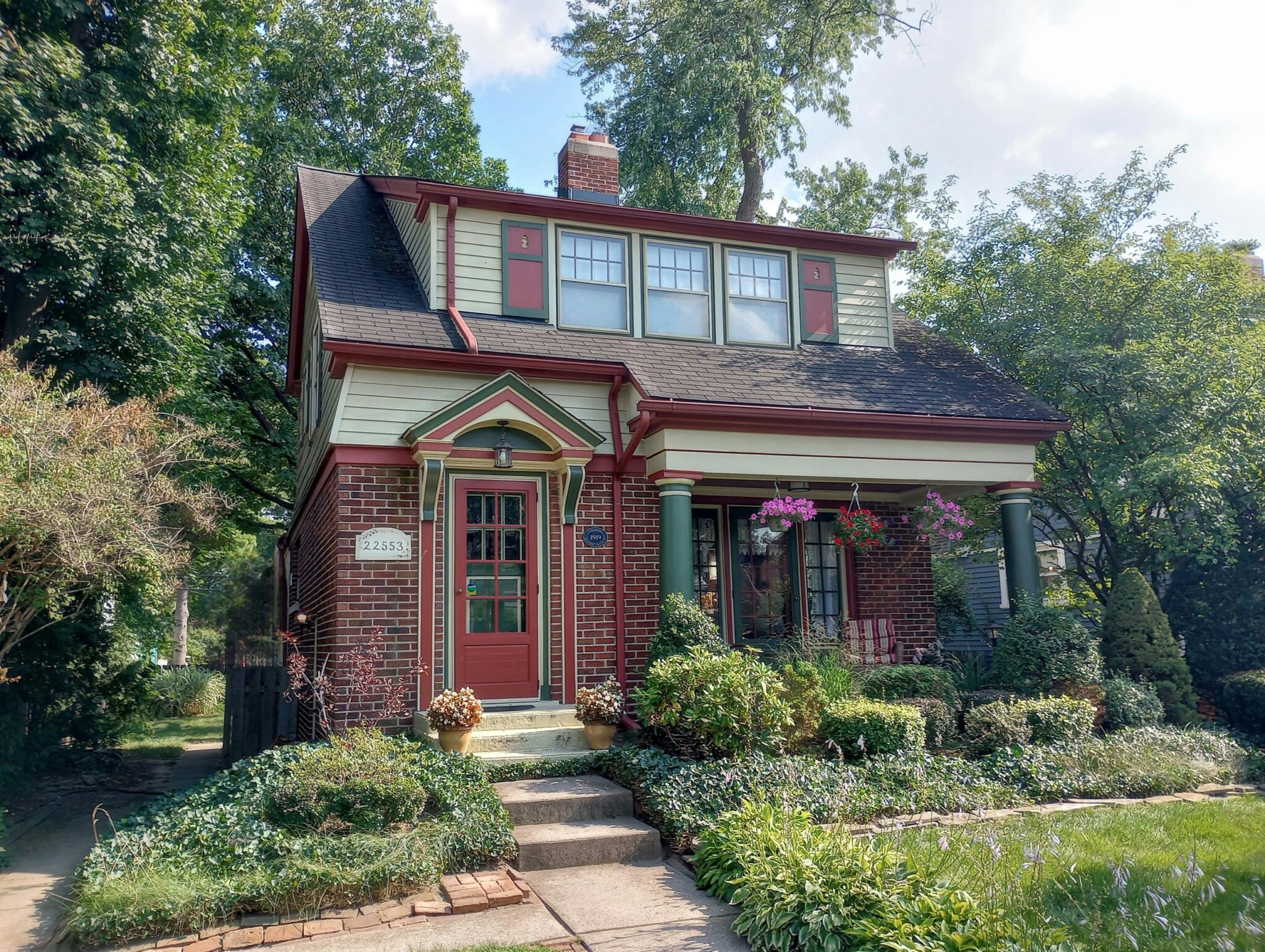 The Difference Between Exurbs vs. Suburbs